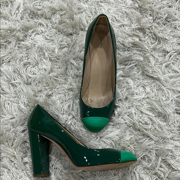 J. Crew | Shoes | J Crew Green Heels With Chunky Block Heel Cap Toe ...